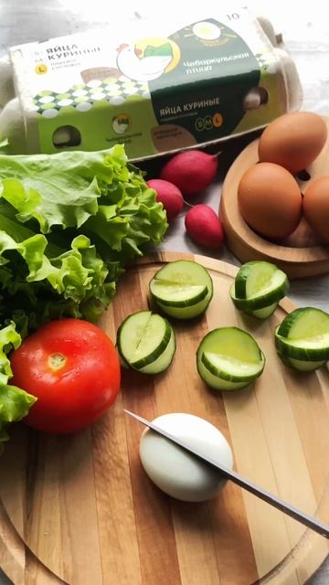 Декорчик из огурчиков