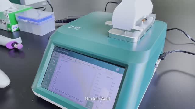 Спектрофотометр микрообъемов, 180–910 нм, 0.5–2 мкл, NP-3000