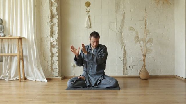 Медитации можно научиться у кого угодно