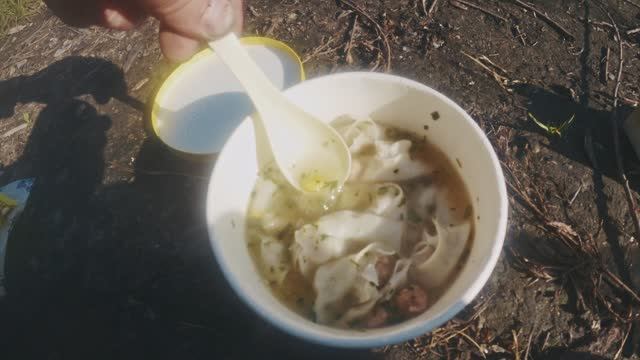 Походная еда. Китайские сублимированные пельмени.