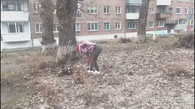 Субботник на Октябрьской 2 2025