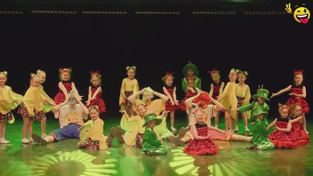 На полянке - Студии: Неваляшки, Крепыши, Миксики