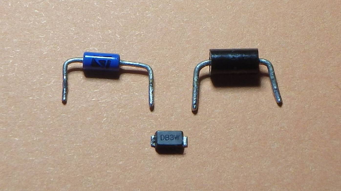 Эксперименты с динистором DB3.