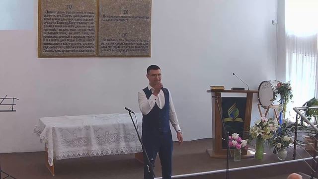 Я прихожу к Тебе. Поёт Кривошейн А