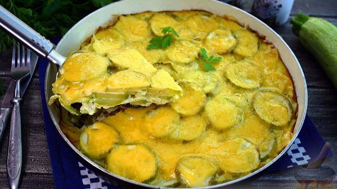 У(дачная) запеканка. ЗАПЕЧЁННЫЕ КАБАЧКИ В ЯИЧНО-МОЛОЧНОЙ ЗАЛИВКЕ, С СЫРОМ