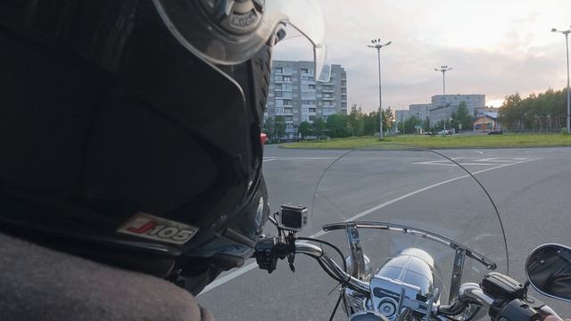 Промчали на белом Harley-Davidson Road King по Апатитам