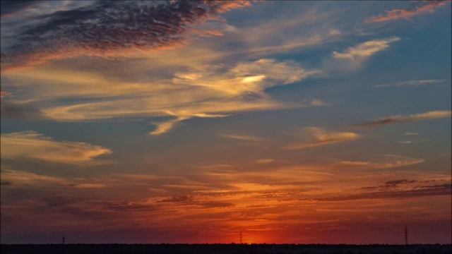 Облака и солнце