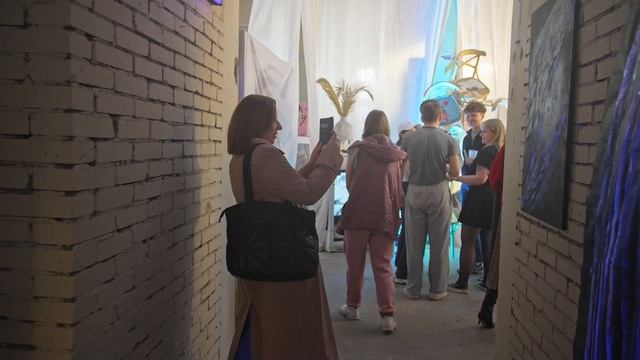 Мультимедийная инсталляция «Сад Алисы»