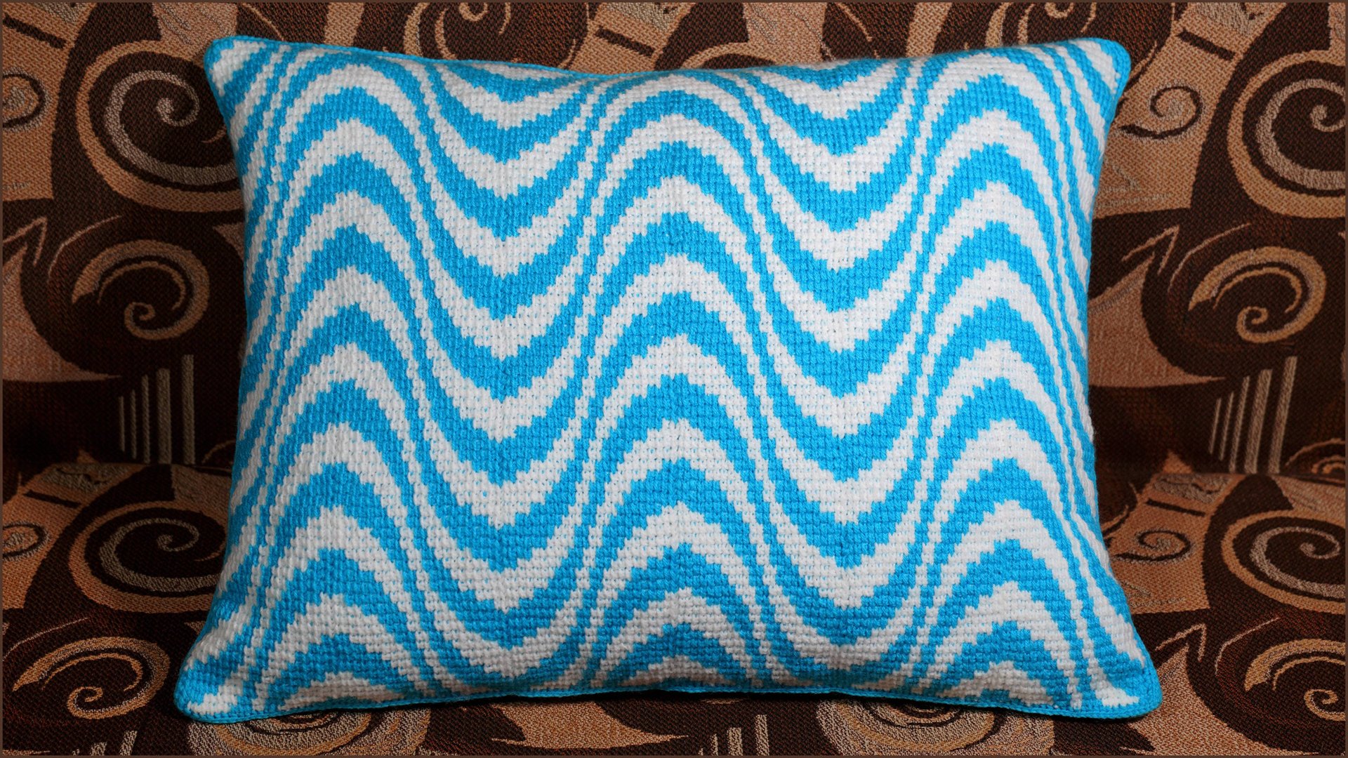 Подушка узором Волны тунисским крючком. Часть 1.