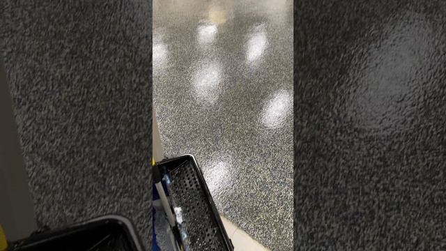 Чем покрывают линолеум при ремонте в сша