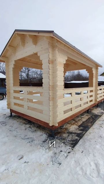 Возвели беседку с открытой террасой из мини-бруса для Олега в г. Арсеньев