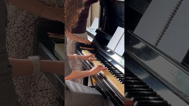 Лолита На Титанике на пианино #урокфортепиано #пианиноснуля