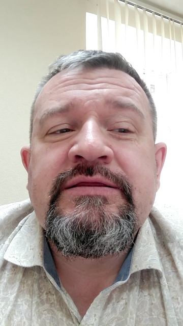 Взял коньяк, конфеты...