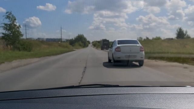 Сигналы и жесты между водителями. Как понимать.