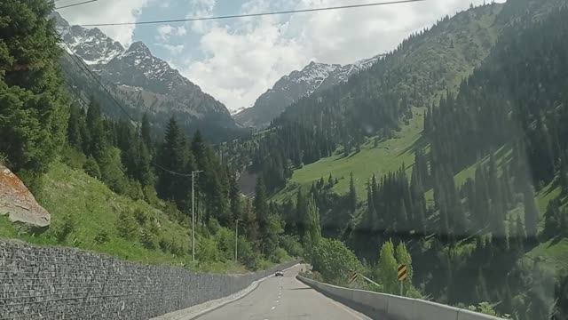 Алма-Ата. Серпантин от Чимбулака к Медео