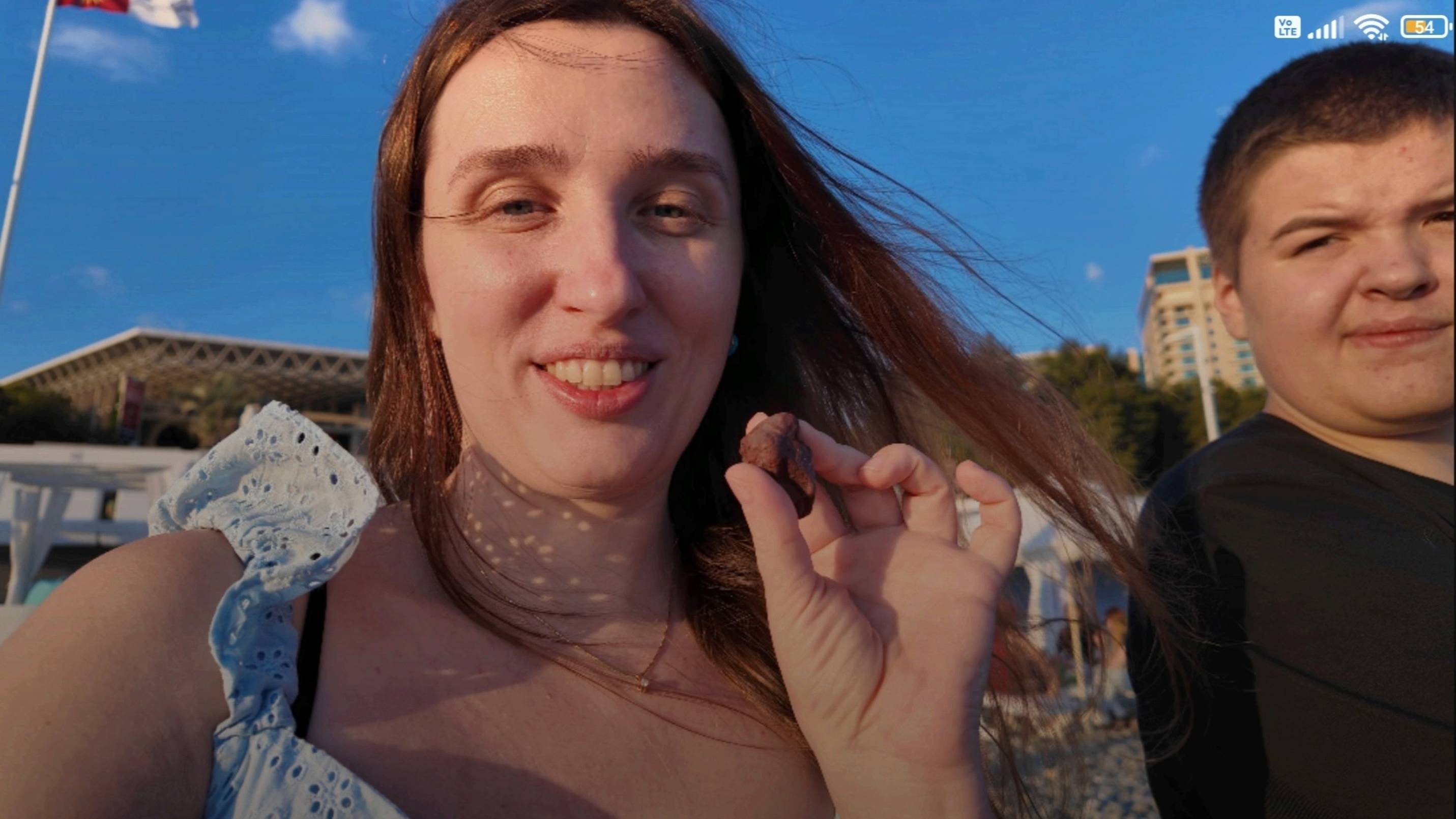 Дневник камней Сочи Серия-1 Секрет камней в засыпке под пальмой, яшма на центральном пляже, кальцит