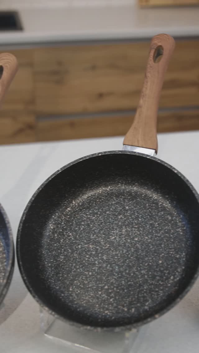 НОВИНКА - Сковорода «Granit Ultra Induction» диаметром 22, 24, 26 см с приштампованным дном