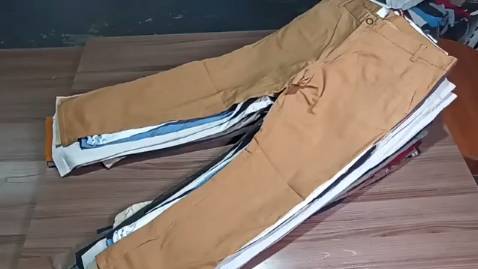 Лот 191 Брюки мужские Cotton, карго, слаксы цена 1280ркг вес 19,8кг 43ед.