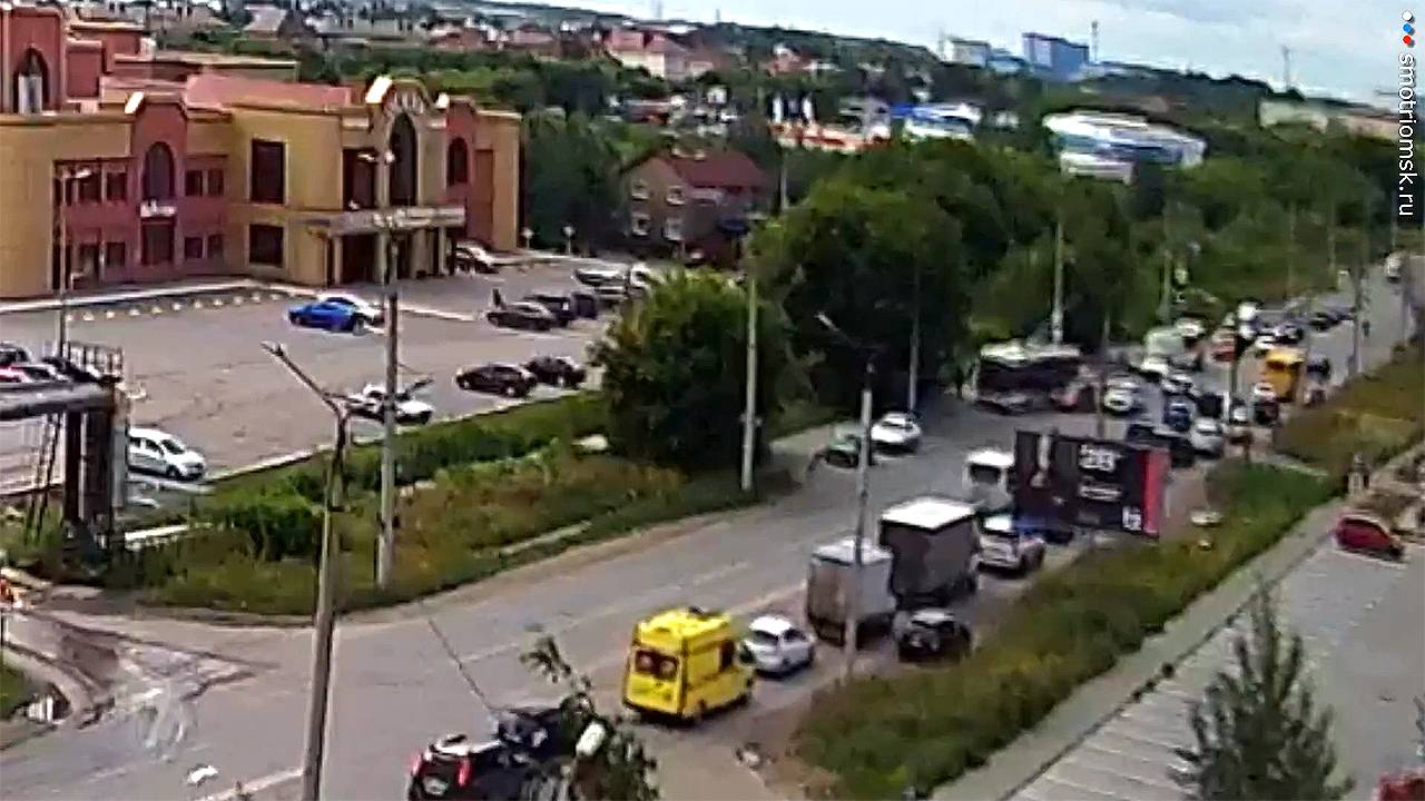 ДТП на ул. Дианова, Омск