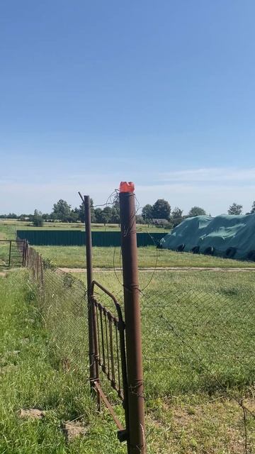 Фермеры уже накрывают сено шутц-флисом от Лелаф, урожая нужно сохранять, не просто он даётся