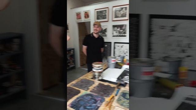 Ч. 3. Экскурсия в мастерскую графика Антона Тхоренко