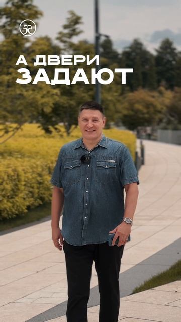 зеркало напротив кровати 🛌