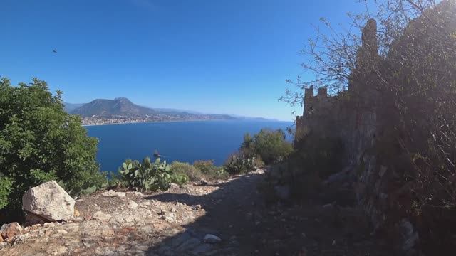 Крепость в Алании. Гуляем по территории