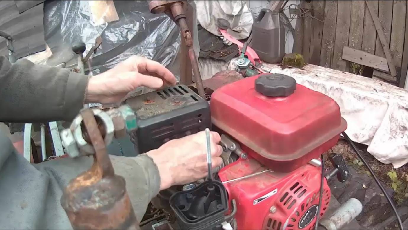 Как заменить БЕНЗИНОВЫЙ ШЛАНГ на МОТОБЛОКЕ