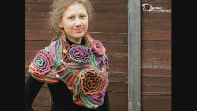 3 Короткий вязаный шарф с цветами фриформ крючком