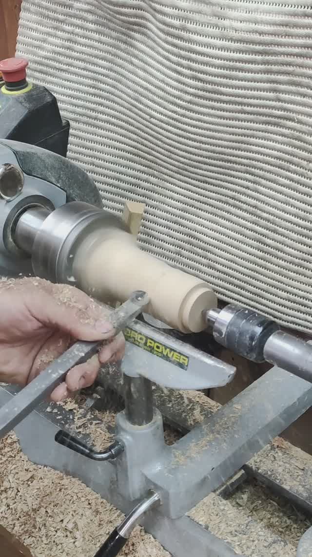 Показываю как работают мои Токарные резцы сделанные на продажу