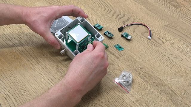 UHF RFID считыватель SAUK Profi1. Видео 1. Обзор устройства