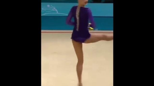 Выступление гимнастки