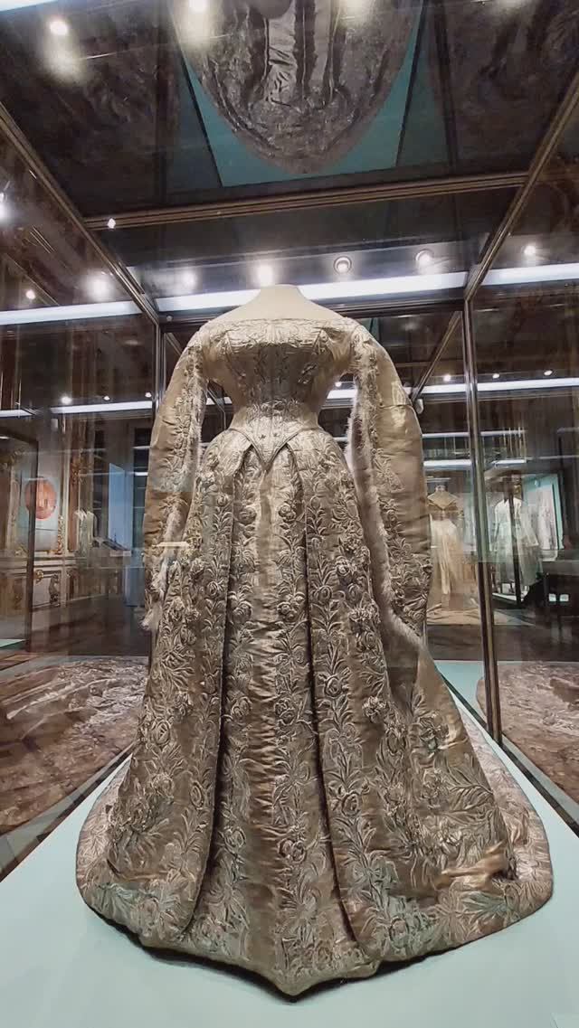 Свадебное платье старшей дочери императора Александра III великой княжны Ксении