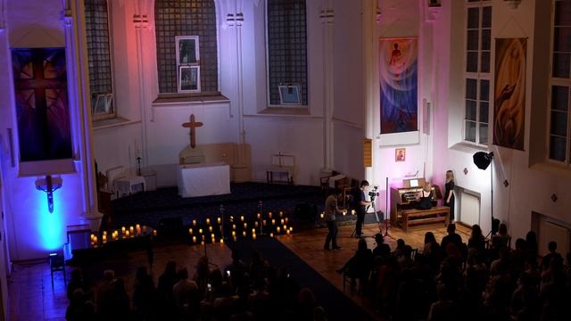 Х. Циммер. Саундтрек из м/ф «Король Лев»
Исполняет Олеся Кравченко