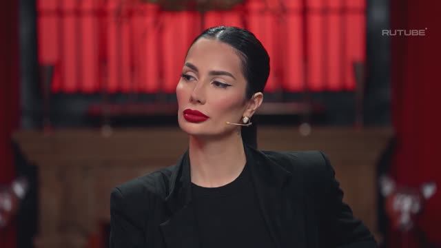 Саша Кабаева призналась, что ей предлагали деньги за знакомство и общение