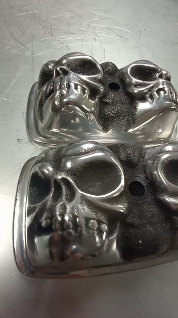 КАСТОМ байк | крышки клапанов с черепами | #shorts