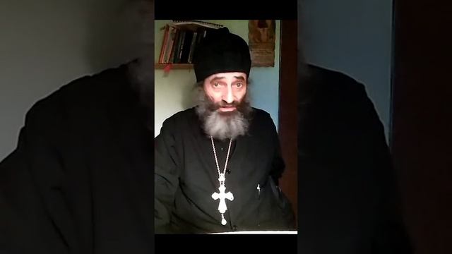 Книга вечности с добрыми и злыми страницами