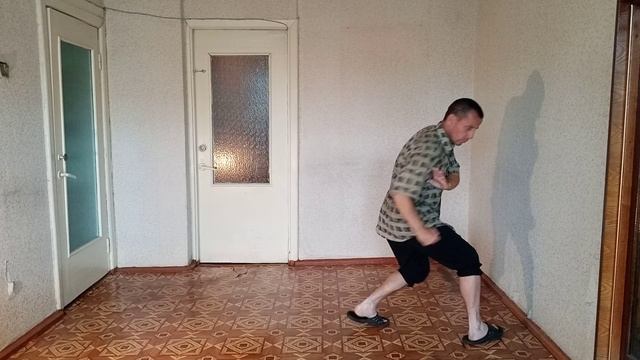 Обучение. Урок. Из стиля журавль и тигр.587.