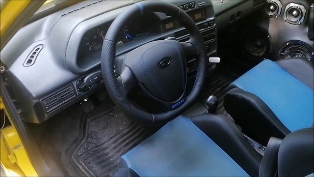 Купил руль приора 2 в экокоже с синей строчкой на свою ваз 2108 лимон