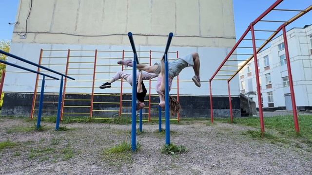 Параллельные брусья/Parallel Bars
