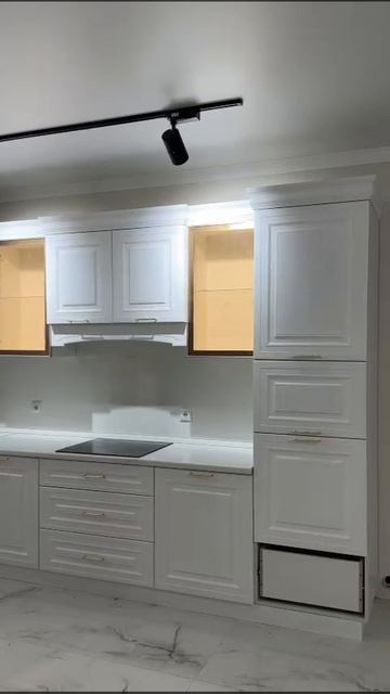 Кухонный гарнитур «Лилу»