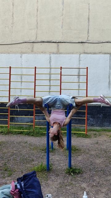 Параллельные брусья/Parallel Bars