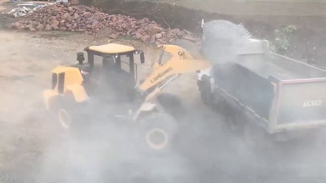 Фронтальный погрузчик Liugong  842H, ООО "АиСТ", www.aist.pro