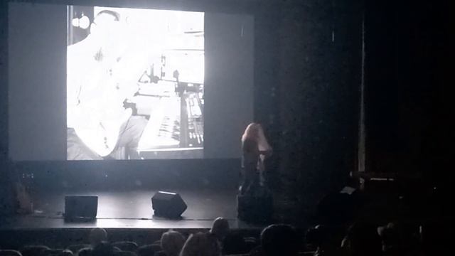 Сергей Ужик - Два письма (Письмо из деревни на сельхозвыставку/Письмо в деревню)