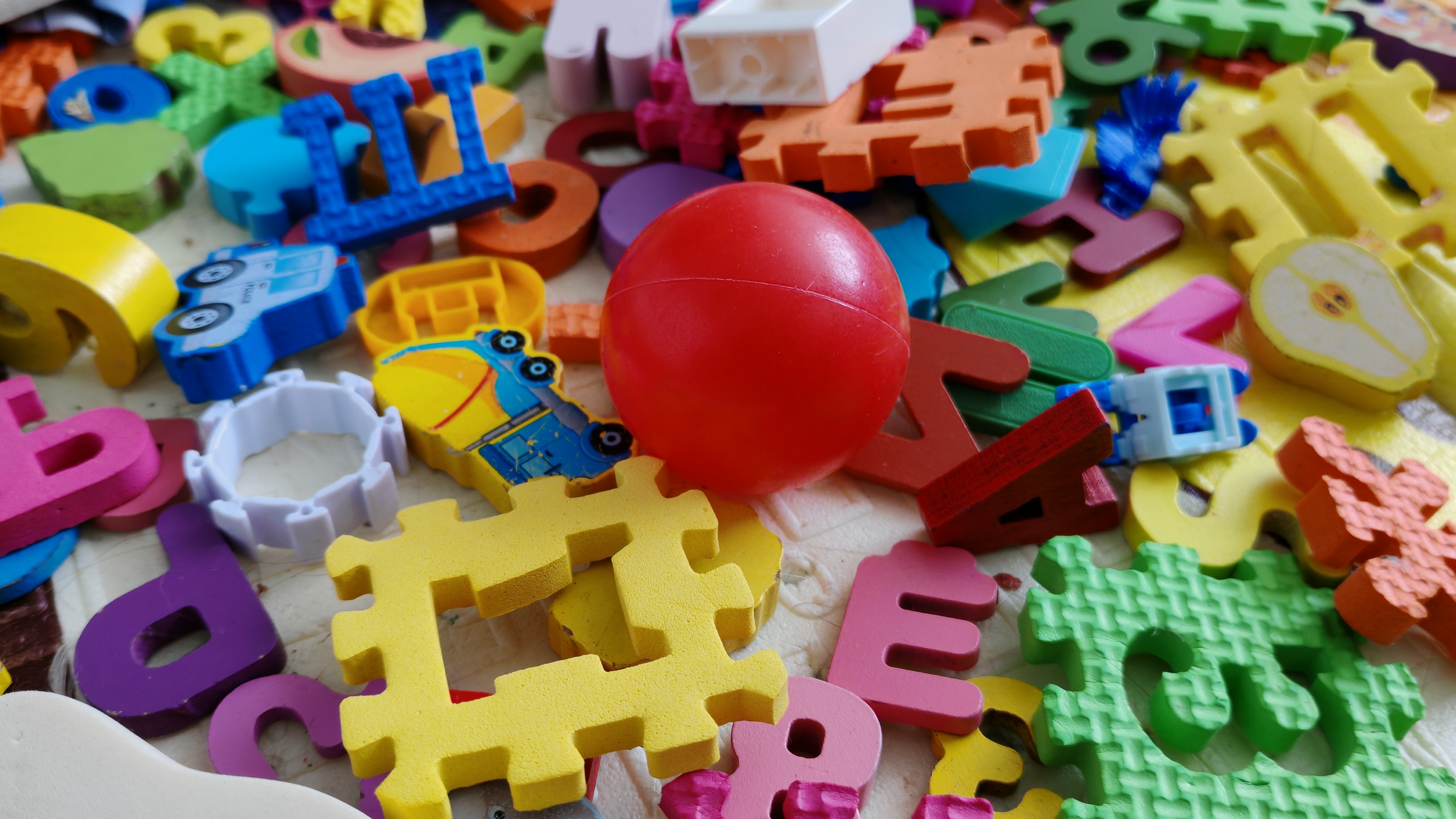 играем в шарик для малышей