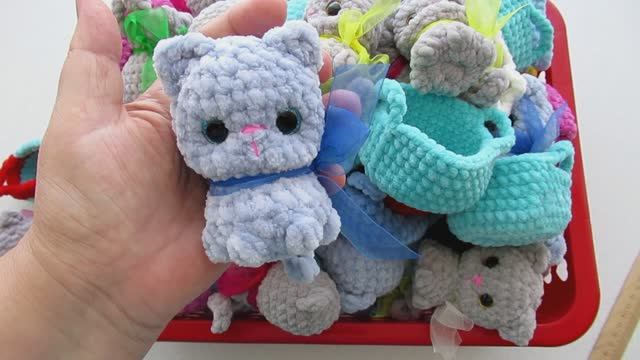 Мои вязальные дела 5-6.2025. Готовые работы за май-июнь. Закрыла магазин на Озон. Пышные ушки