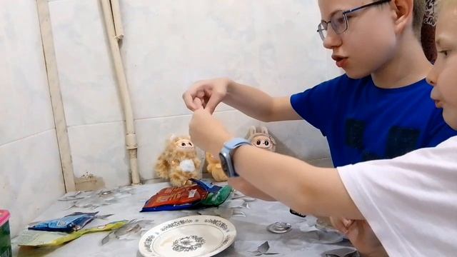 Оцениваем мармеладки разных производителей.