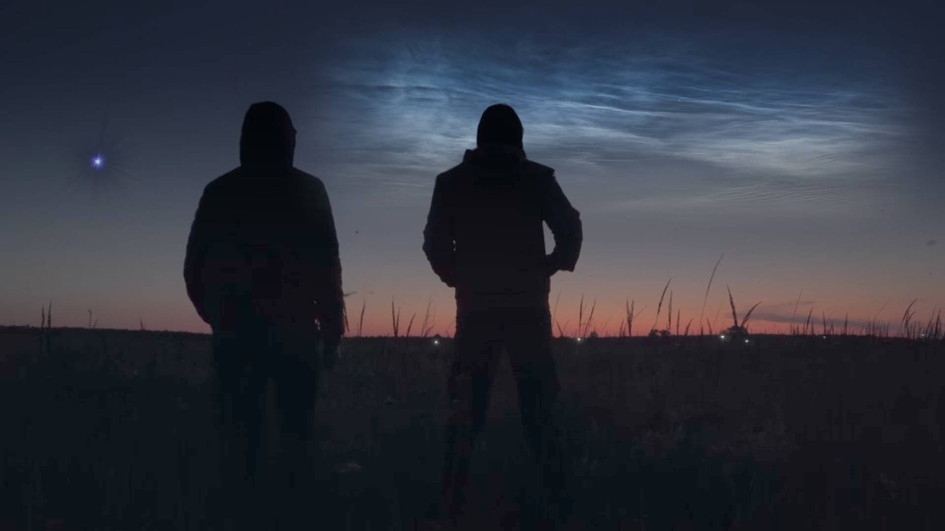 ПРОВЕЛИ ЛЕТНЮЮ НОЧЬ В ПОЛЕ. Два пролёта МКС, серебристые облака, заход луны и рассвет