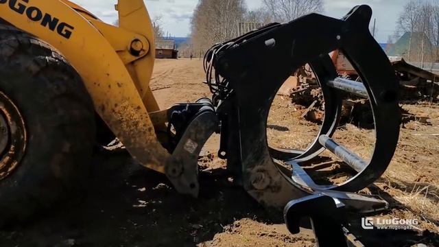 Фронтальный погрузчик LiuGong 855H,  бревнозахват и вилы. Работа с лесом. Дилер Liugong - АиСТ.