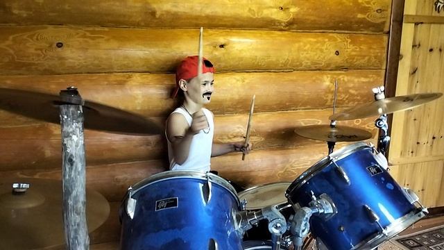 Red Hot Chili Peppers «Around The World» drum cover
